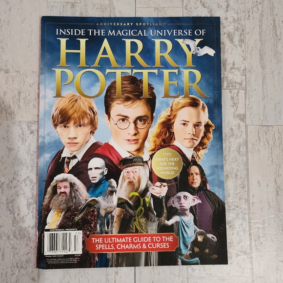 Wizarding World Of Harry Potter | Other | Harry Potter Magazine | Poshmark